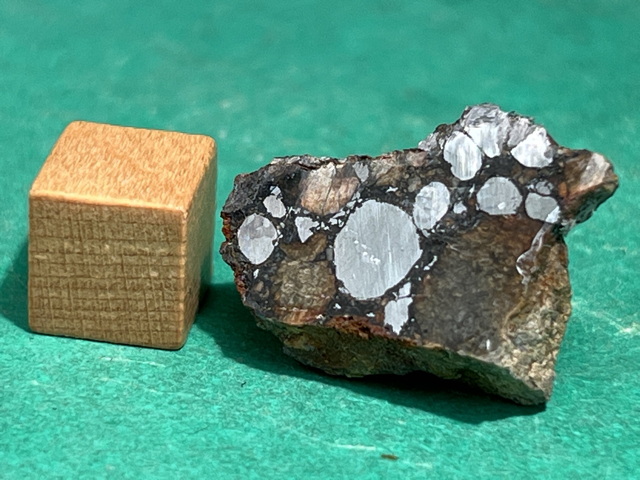 Gujba Bencubbin-Like Meteorite